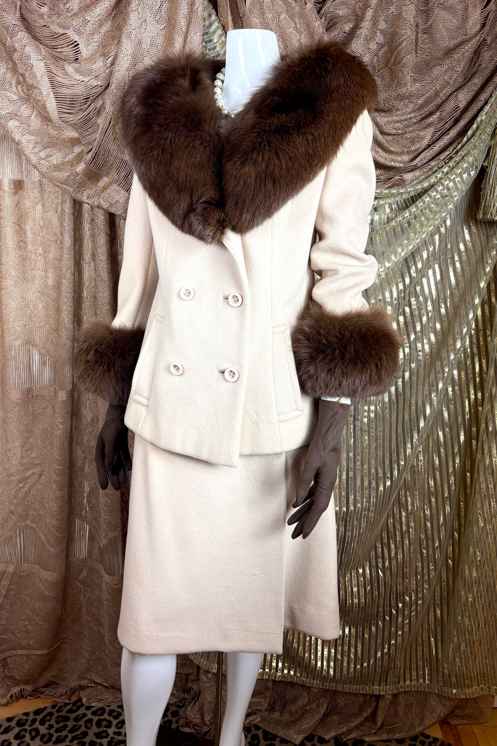 1960's Elizabeth Arden Fox Trim Suit – The Golden Pearl Vintage